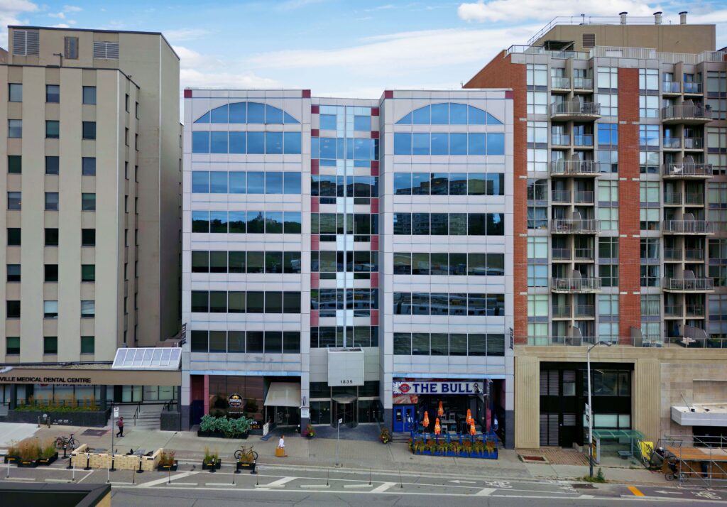 1835 Yonge Street, Toronto, ON | Regency Captial